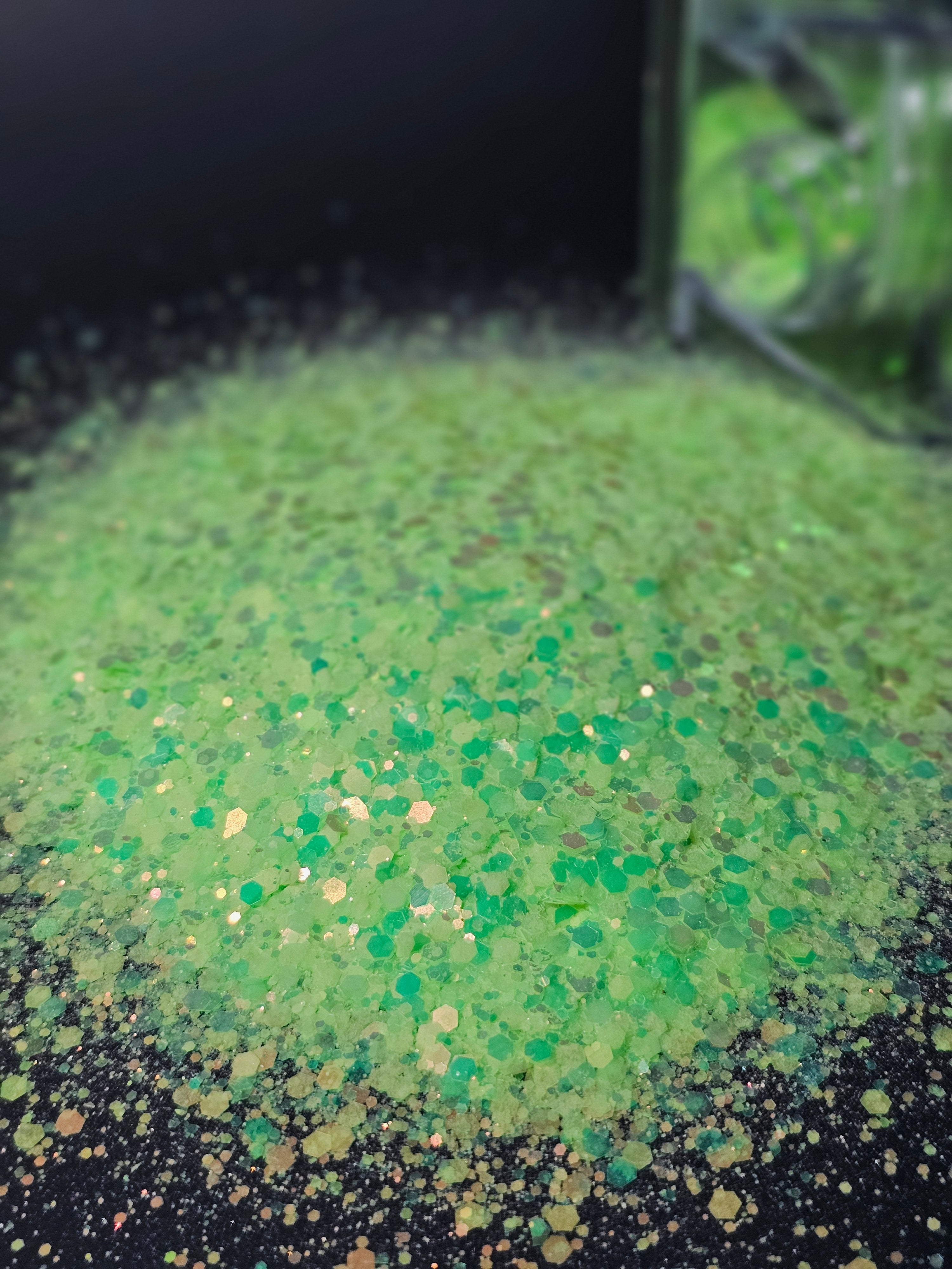 Luminous Chunky Green Glitter Mix – hscollective